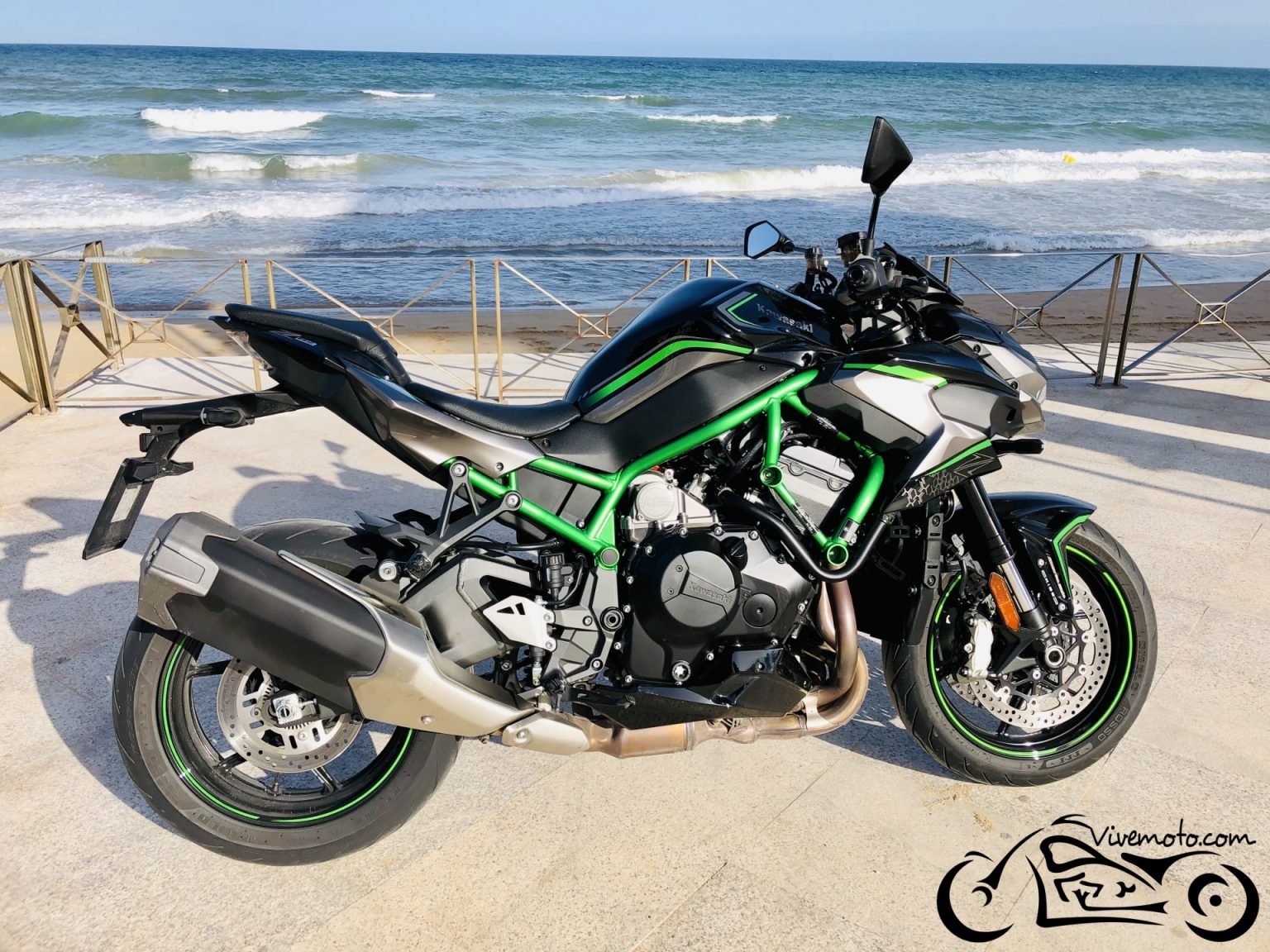 Kawasaki ZH2-Prueba de conducción 🥇